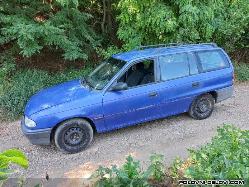 Opel Astra F Karoserija