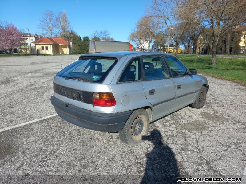 Opel Astra F 1.6 1.7 Delovi Kompletan Auto U Delovima