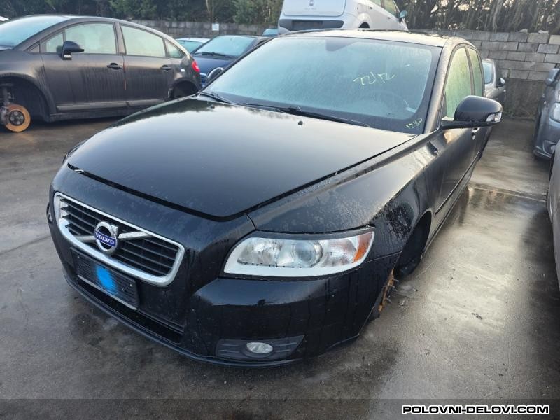 Volvo V50 Polovni Delovi