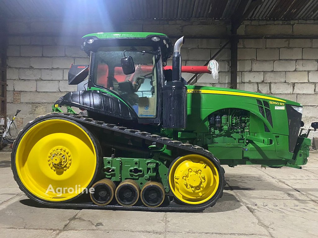 John Deere 8360 RT traktor guseničar