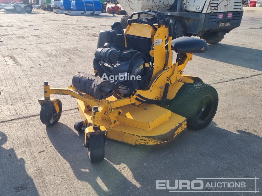 Prodaje se Petrol Zero Turn Ride on Lawnmower traktor kosilica na aukciji