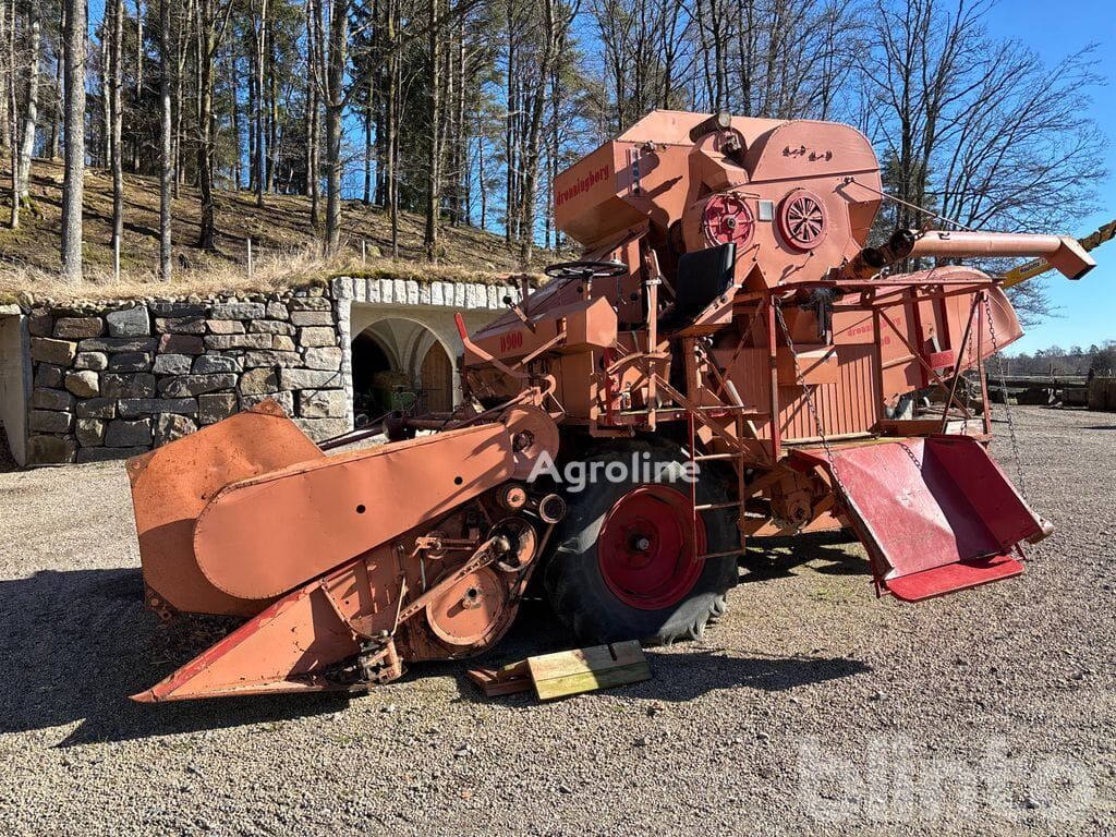 Prodaje se Dronningborg D900 kombajn za žito na aukciji