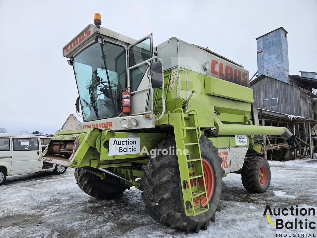 Prodaje se Claas Comandor 116CS kombajn za žito na aukciji