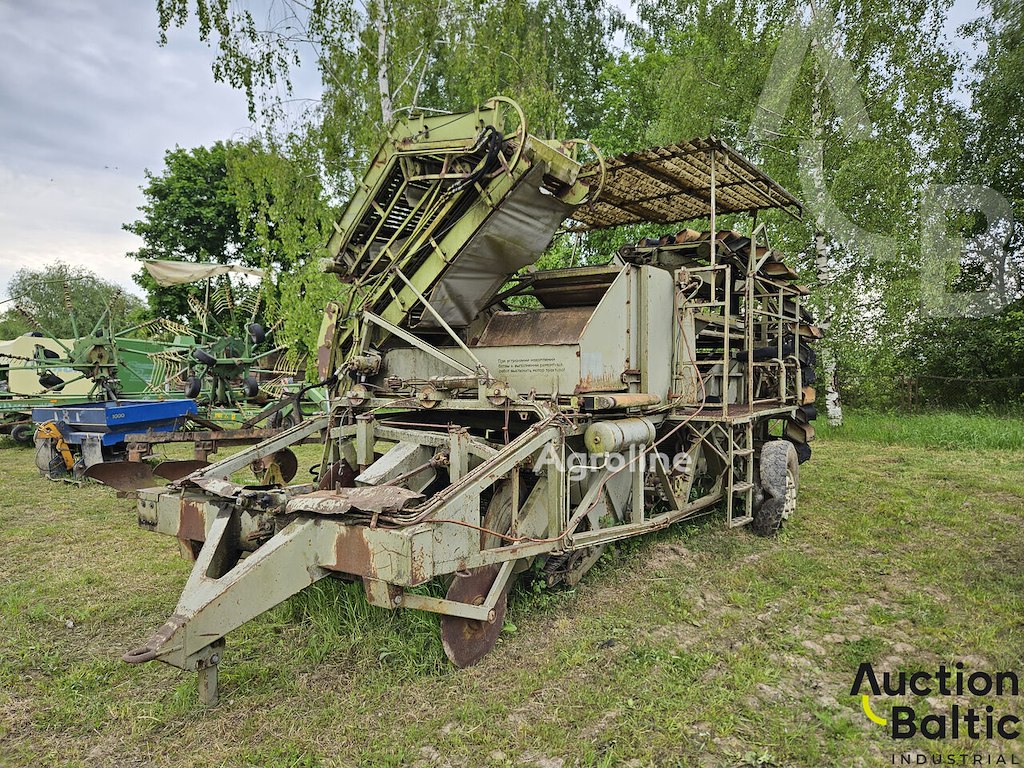 Prodaje se Fortschritt E 686 kombajn za krompir na aukciji