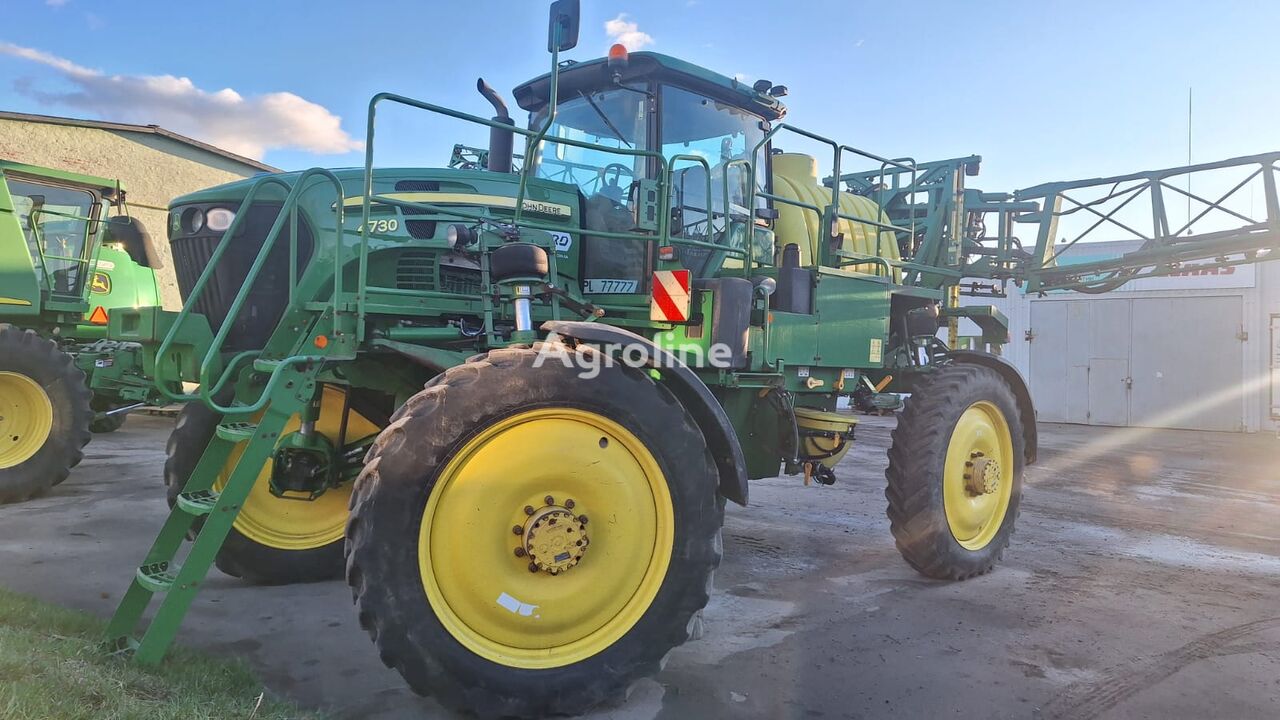John Deere 4730 samohodna prskalica