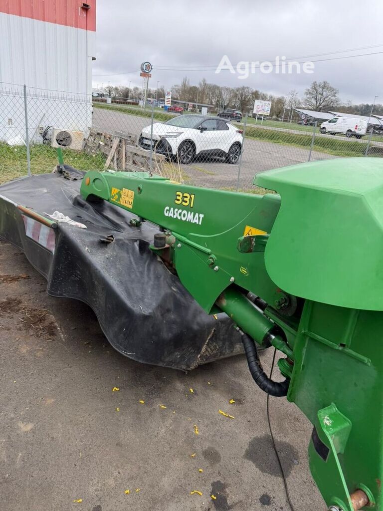 John Deere 331 roto-kosačica s gnječilom