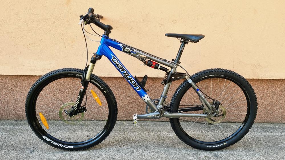CANYON Nerve 26" FULL Sus,3x9 XT,kao nov-SVAHCARSK