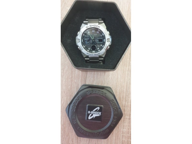 G-SHOCK G-Steel serija, model GST-B400D-1A