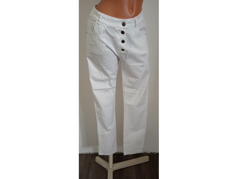 5. Pantalone vel 38-40