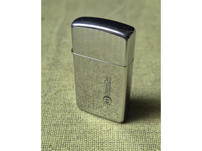*** Zippo mali damski upaljac ***