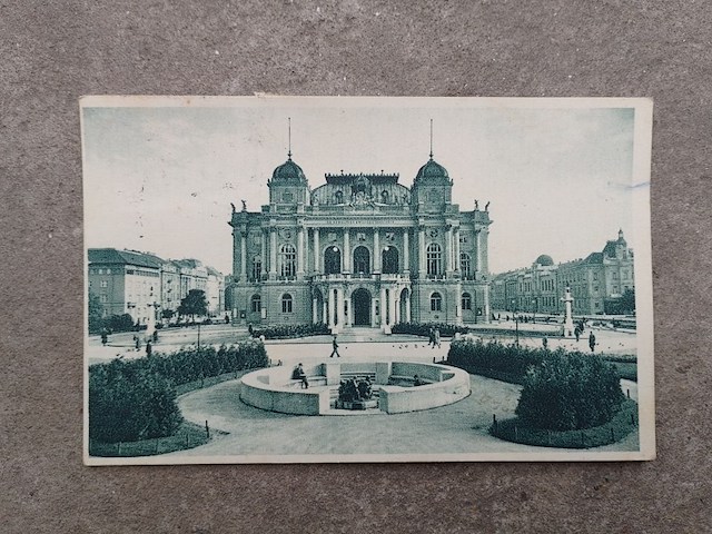ZAGREB - Kazalište, pročelje