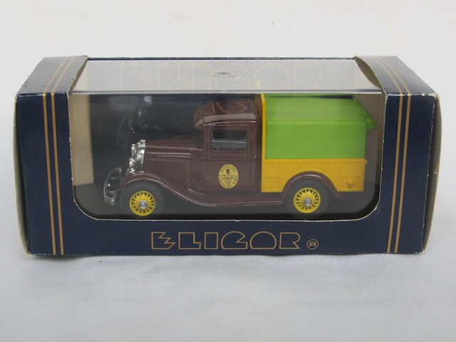 1:43 eligor ford V8 pick-up