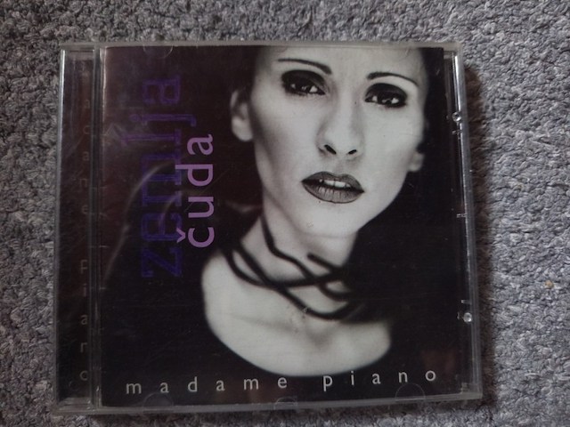 Madam Piano, Zemlja čuda, CD