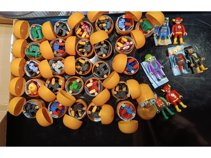 Kinder DC comics figurice