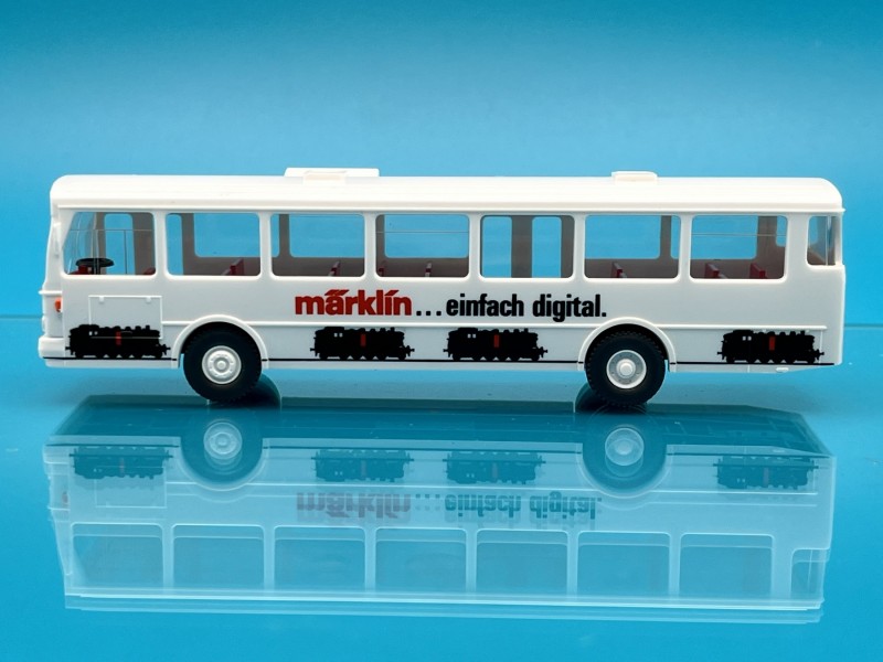 1:87 WIKING MÄRKLIN autobus [XD-48]