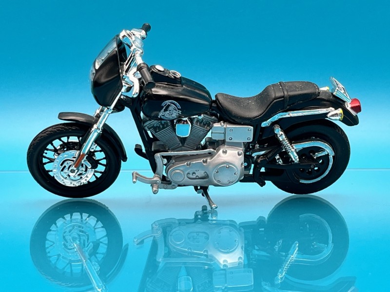 1:18 MAISTO Harley-Davidson [MX-80]