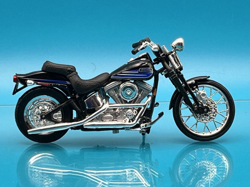 1:18 MAISTO Harley-Davidson [MX-53]