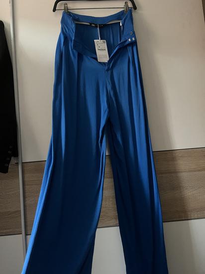 Zara nove pantalone širokih nogavica