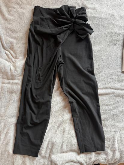 Zara pantalone M