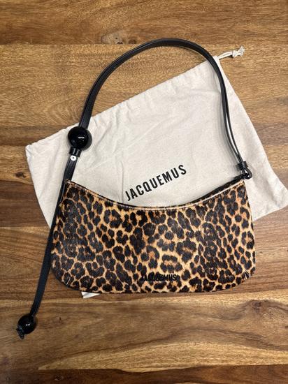 Jacquemus Le Bisou Perle torba
