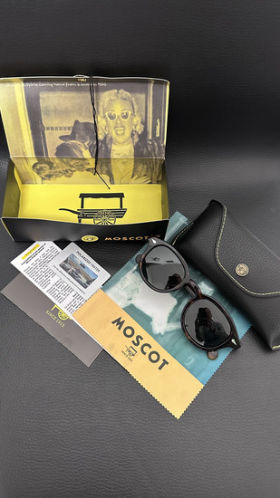 Moscot naocare