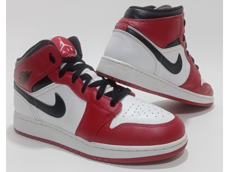 Jordan 1 Mid Chicago 554725-173 (EUR40-CM25- US7Y)