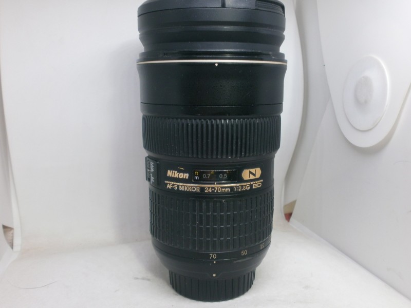 Nikon AF-S NIKKOR 24-70mm f2.8 G ED