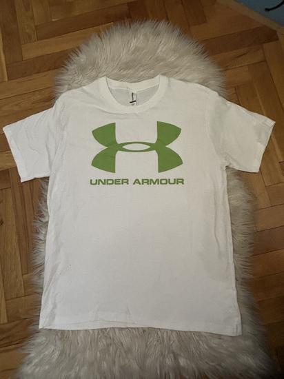 Under Armour muska M