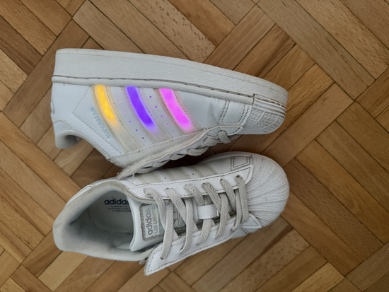Adidas superstar