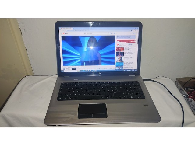 17.3inch,i5 460M,4gb,hd5000 1gb,ssd 120gb