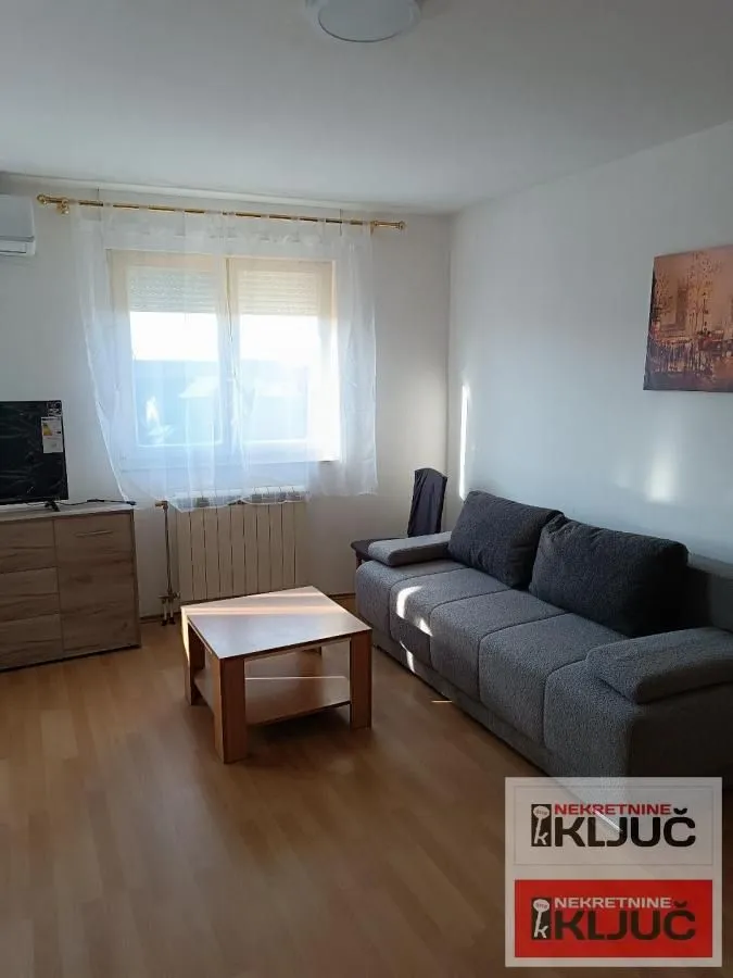 Izdavanje, garsonjera, 30m², Adice, Novi Sad Sve Podlokacije