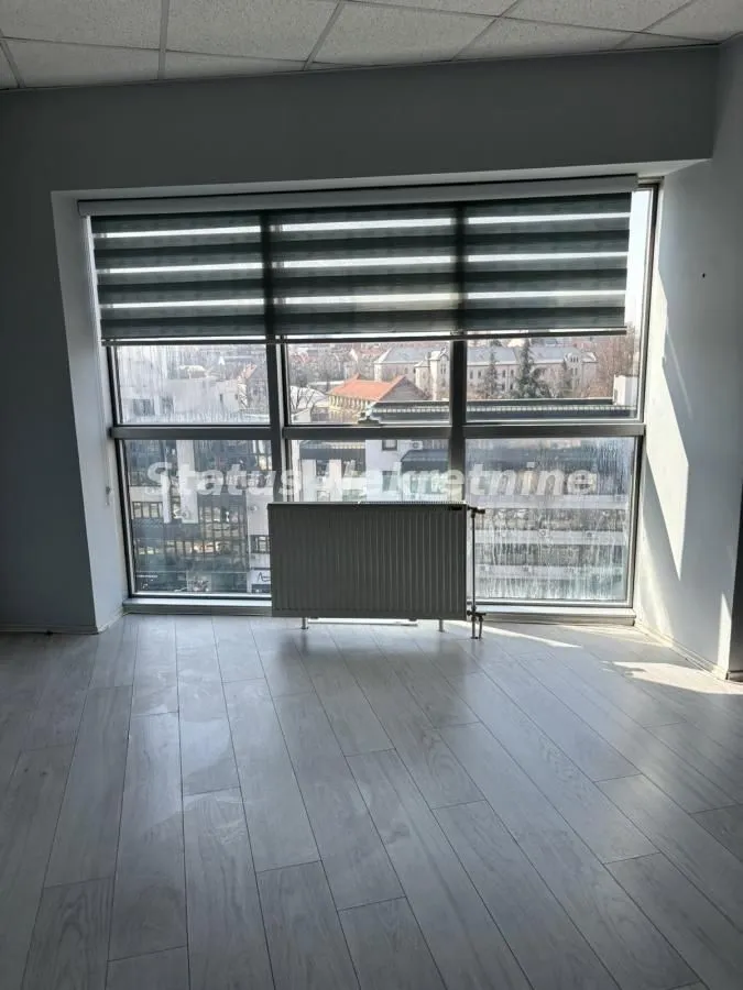 Izdavanje, garsonjera, 32m², Centar, Novi Sad