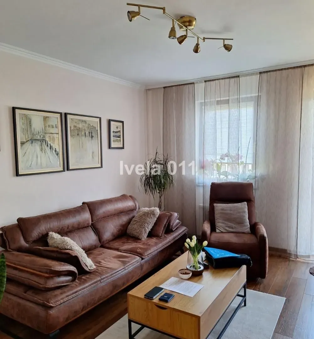 Prodaja, dvosoban stan, 64m², Novi Beograd Blok 62, Novi Beograd Sve Podlokacije