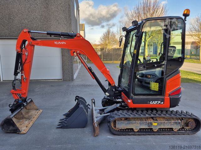 Mini bager
Kubota u27-4
