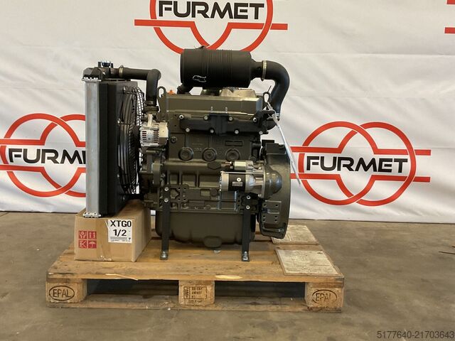 Motor
Yanmar 4TNV98
