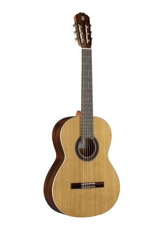 Alhambra 1C HT classical guitar