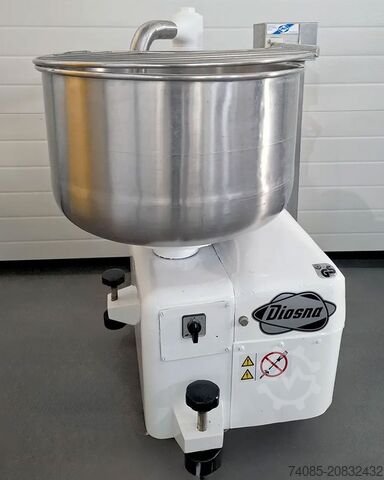 Spiralni mikser
Dough mixer 80 liters Diosna 3.500EUR