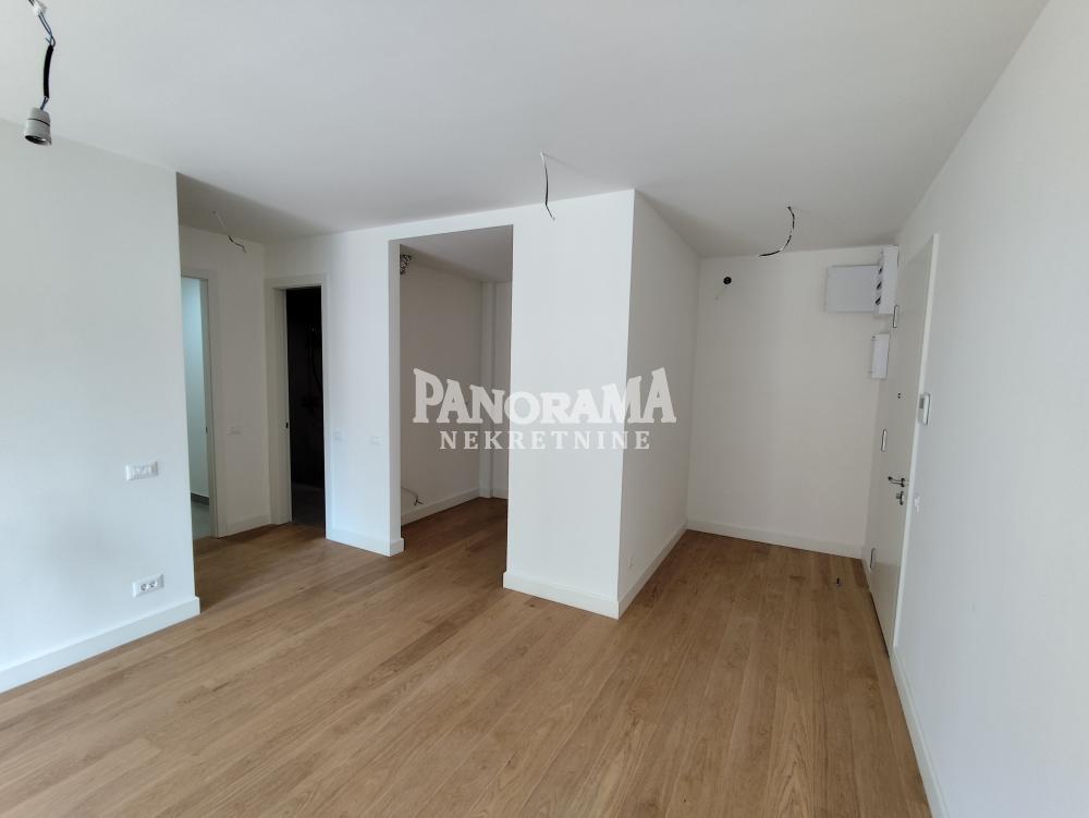 Omladinskih brigada, Dvosoban stan na prodaju, 56m2, 263.200€