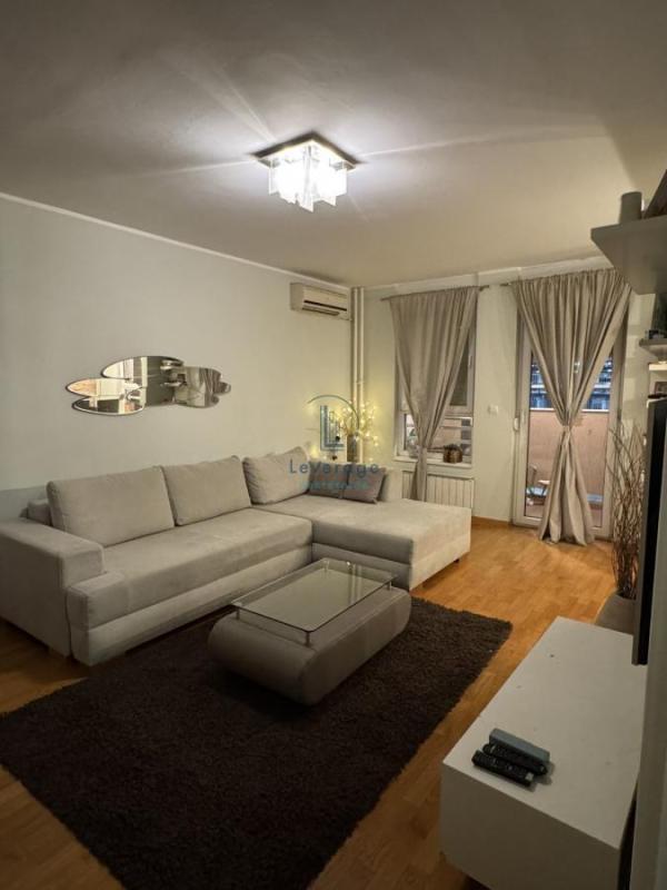 Đorđa Stanojevića, Dvosoban stan za izdavanje, 68m2, 900€