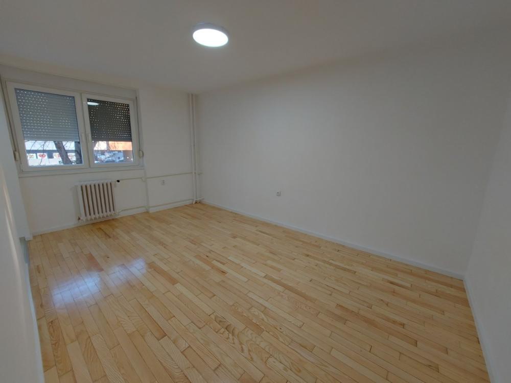 Dvoiposoban stan na prodaju, 51m2, 152.000€