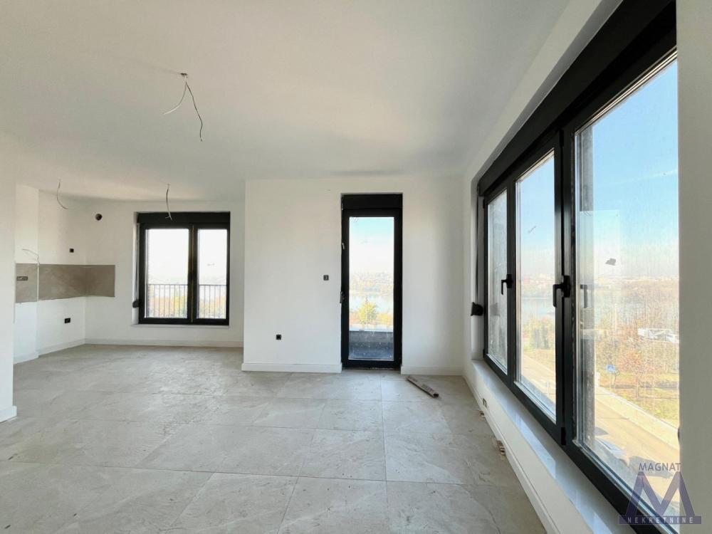 Troiposoban stan na prodaju, 78m2, 227.000€
