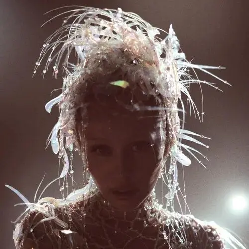 Cyrus, Miley - Something Beautiful