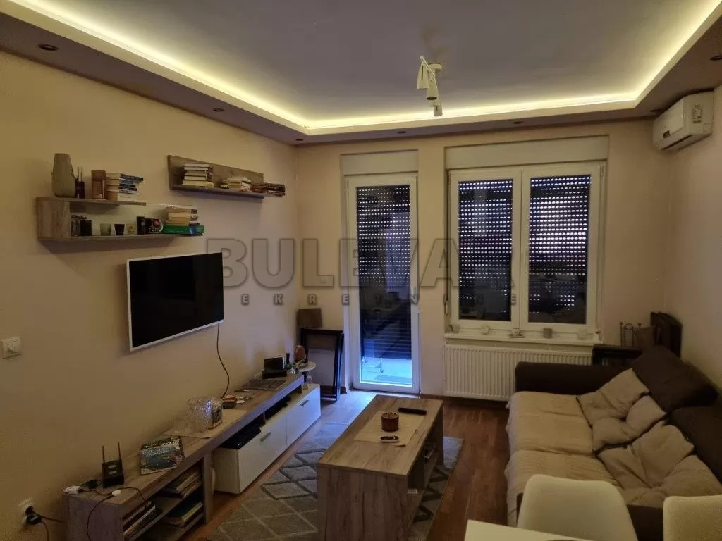 Jednosoban stan, 44 m2, Centar, Miloja Pavlovića ID: i-016207