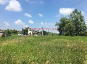 Prodaja Građevinsko zemljište - Beograd, Rakovica: Miljakovac 3