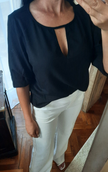    ZARA bluza sa otvorom ☆
