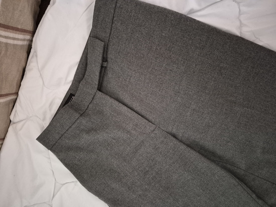 Zara pantalone