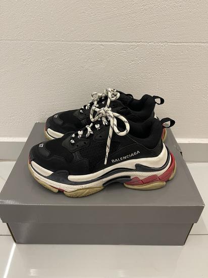 BALENCIAGA TRIPLE S
