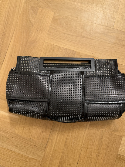 FENDI Mesh And Patent Clutch ORIGINAL Torba Tasna