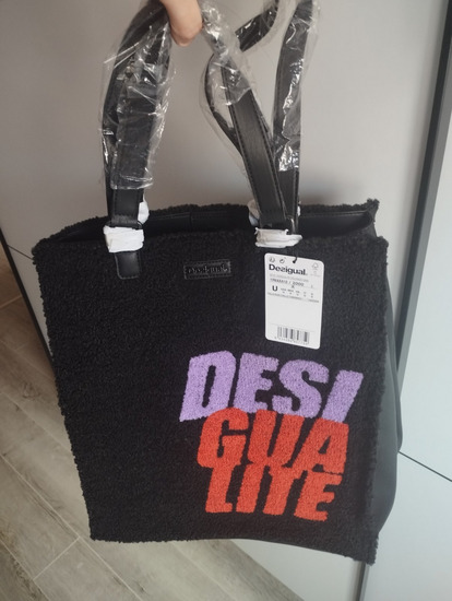 Desigual nova