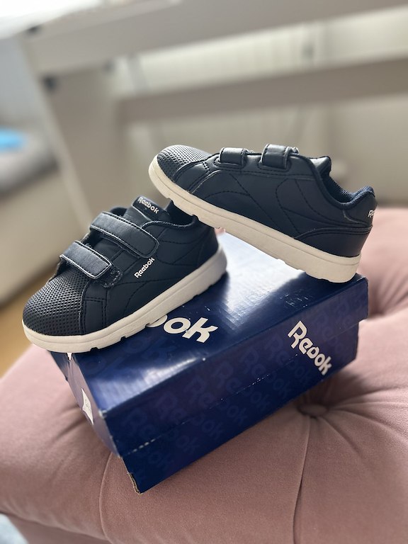 Reebok patike 22.5